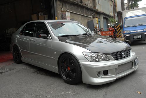 IS200中古入手正是時候 改裝潛力不弱 | 未分類 | CARNEWS
