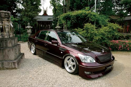 LEXUS VIP ?! LS430帥氣熟男動靜皆宜 | 未分類 | CARNEWS