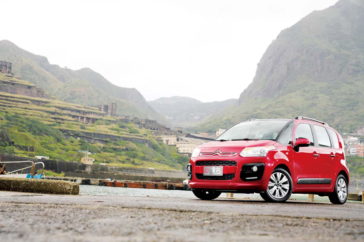 時尚實用入門新秀Citroen C3 Picasso | 未分類 | CARNEWS