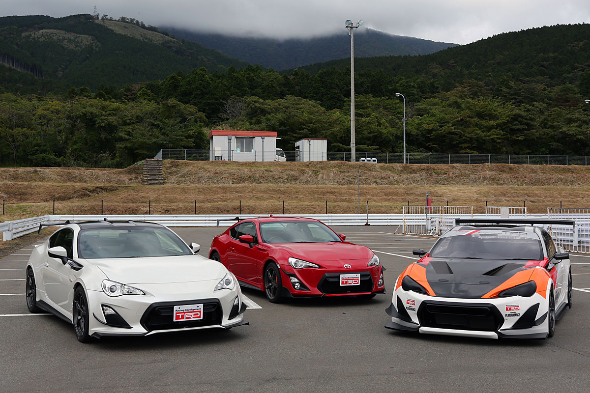 看得到吃不到但改裝就好 TRD Toyota 86 14R | 未分類 | CARNEWS
