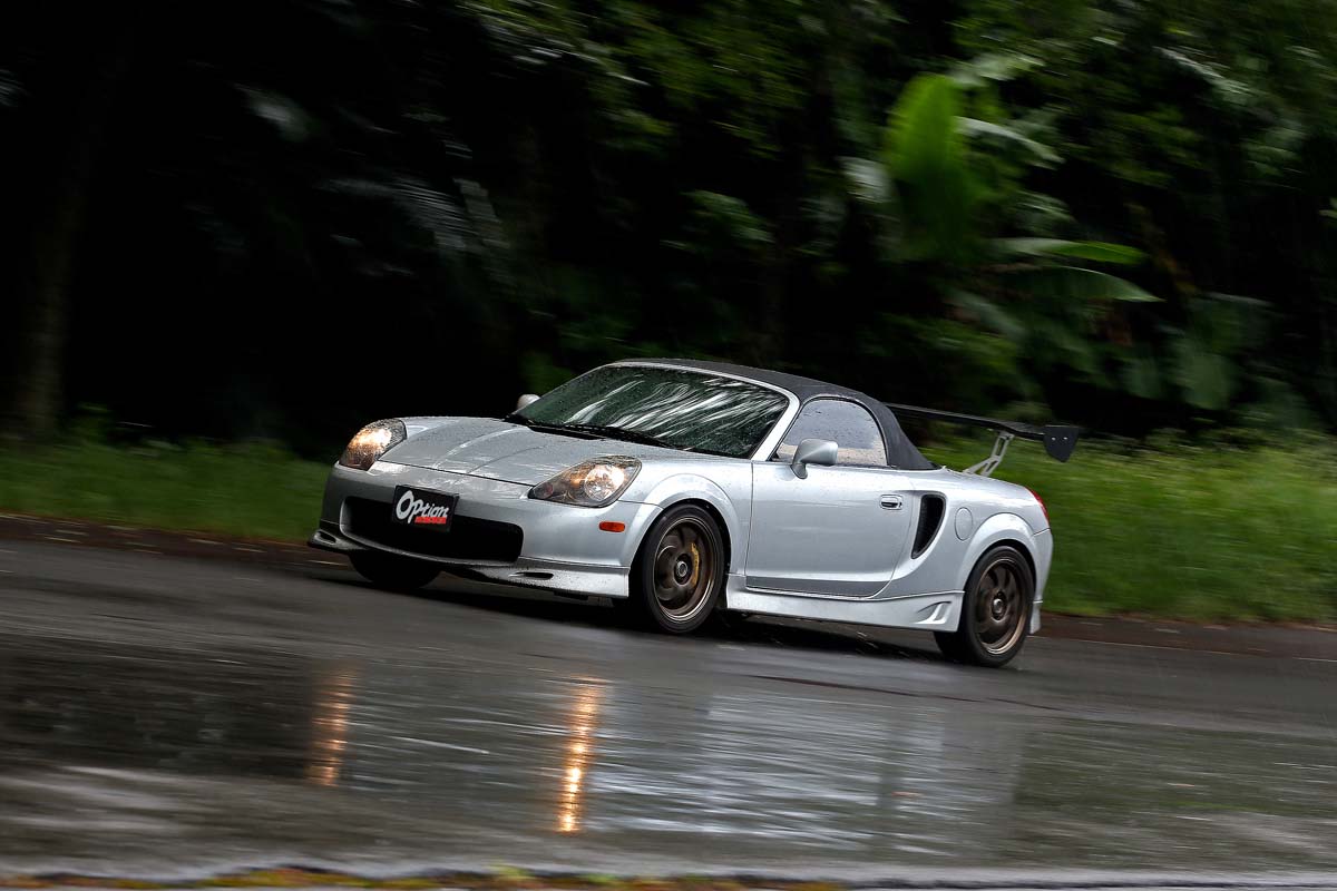 Toyota MR2總動員(4)MRS的動力很小 直接移植2ZZ-GE比較快 | 未分類 | CARNEWS