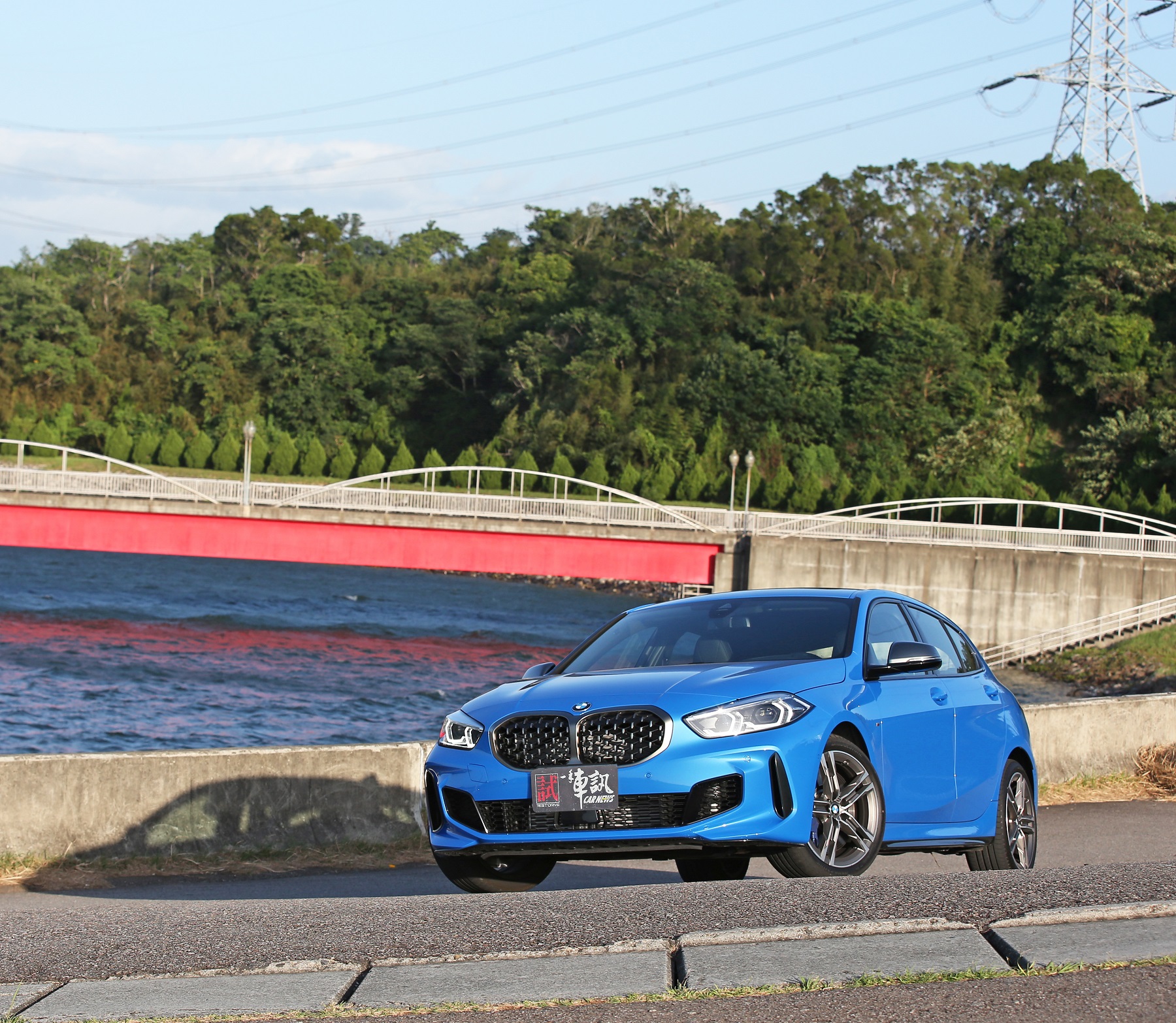 戰鬥鋼砲新解 BMW M 135i xDrive(上) ! | 試駕體驗 | CARNEWS