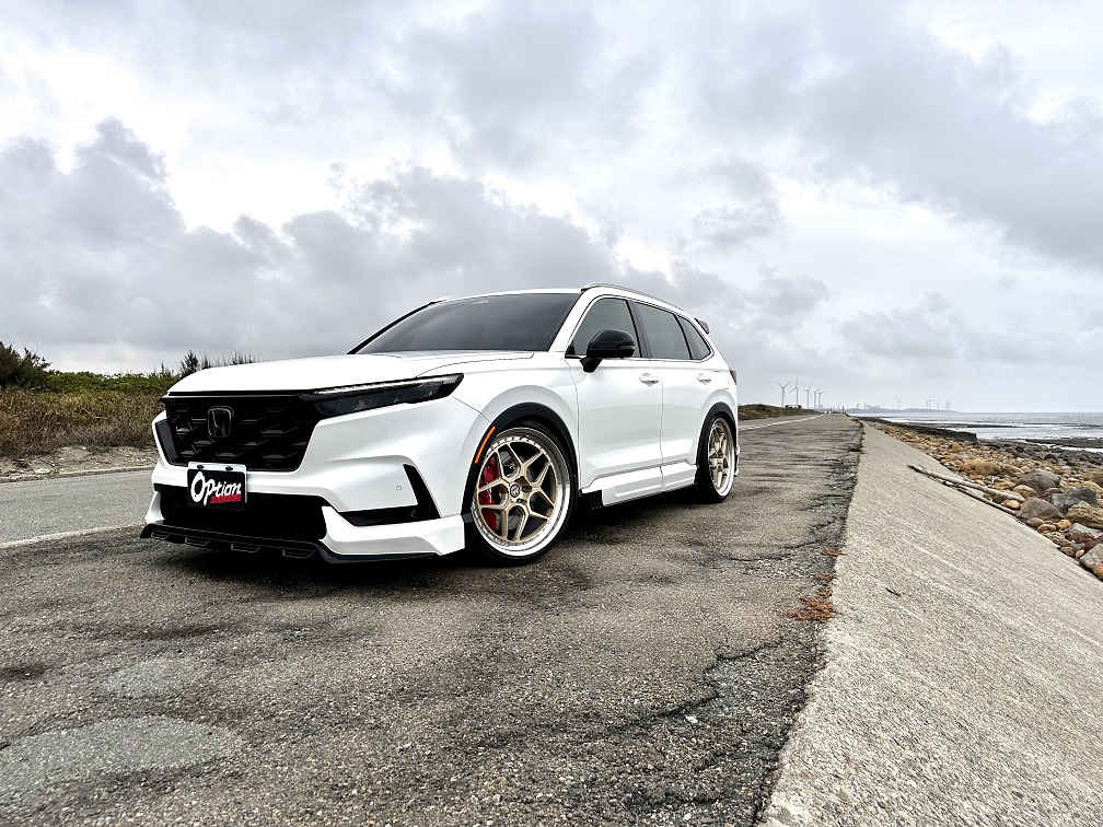 【改裝實戰】CR-V MK6全台首改登場(上)22吋+超低趴設定 | 改裝實戰 | CARNEWS