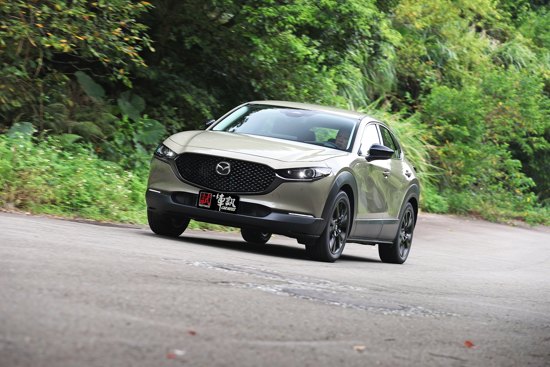 【一手試駕】匠藝新撰Mazda CX-30 20S Retro Sports Edition | 試駕體驗 | CARNEWS