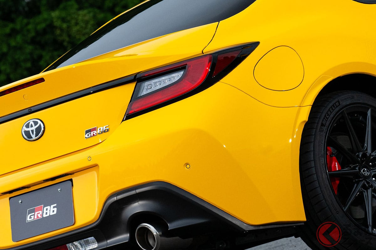 豐田「黃色86」睽違10年復活！鮮豔黃車身色×Brembo煞車標配！ 「比以往更多的300台限定」抽籤申請爆滿!? 「GR86 Yellow ...